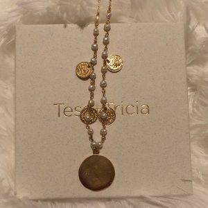 Tess + Tricia | Jewelry | New Tess Tricia Beautiful Simple Cascade ...